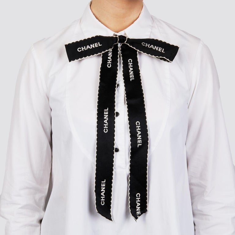 Chanel BLACK SATIN VINTAGE RIBBON PIN For Sale at 1stDibs