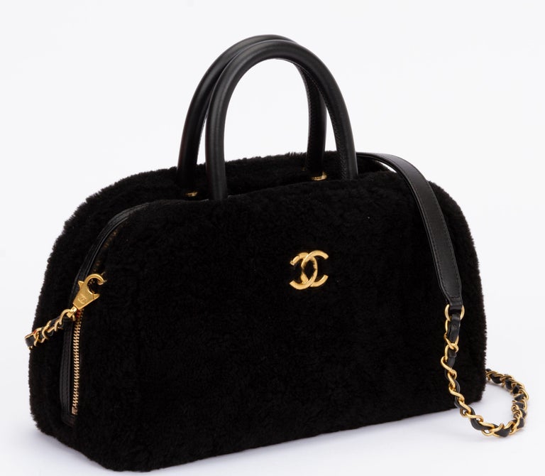 Chanel Black Shearling Bowler Bag Strap For Sale at 1stDibs