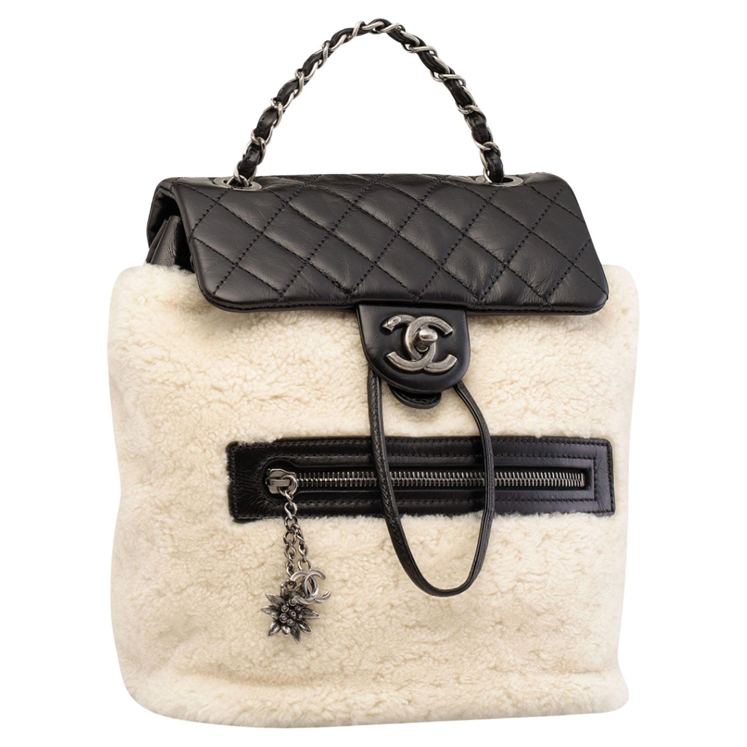 BURBERRY Chilton Check Hearts Canvas Leather Trim Backpack at 1stDibs ...