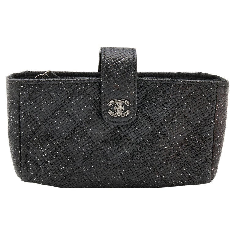 Chanel Black Shimmering Quilted Leather CC Phone Pouch For Sale at 1stDibs