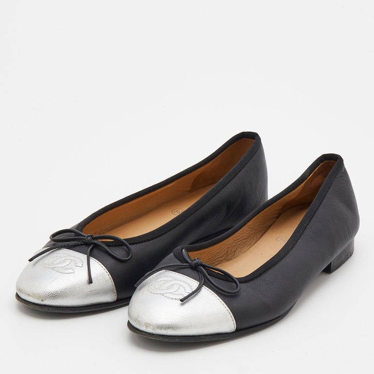 Chanel Black/Silver Leather CC Cap Toe Ballet Flats Size 36 For Sale at ...