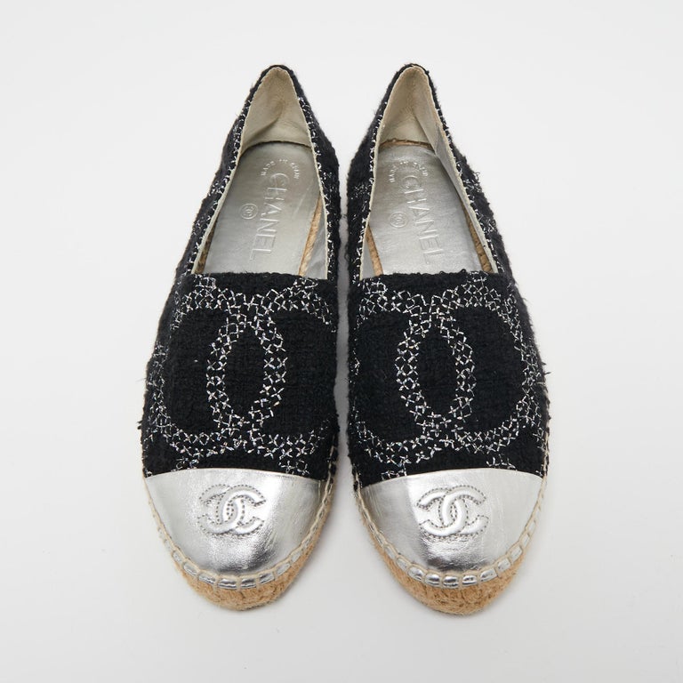 Chanel Black/Silver Tweed and Leather CC Cap Toe Espadrille Flats Size ...