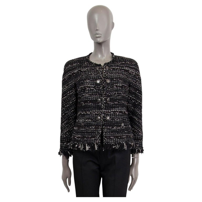 CHANEL black and white cotton 2010 10A FRAYED TWEED Jacket 38 S at 1stDibs