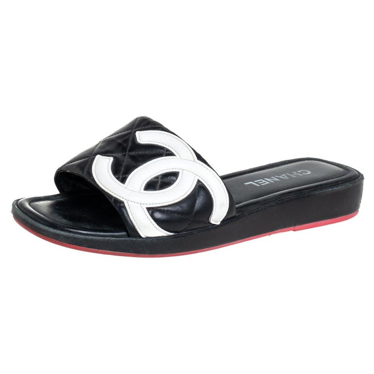Chanel Black/White Leather CC Cambon Flat Slides Size 41.5 at 1stDibs