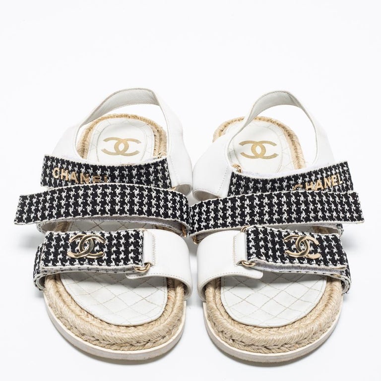 Chanel Black/White Tweed And Leather Espadrille Sandals Size 38 at 1stDibs