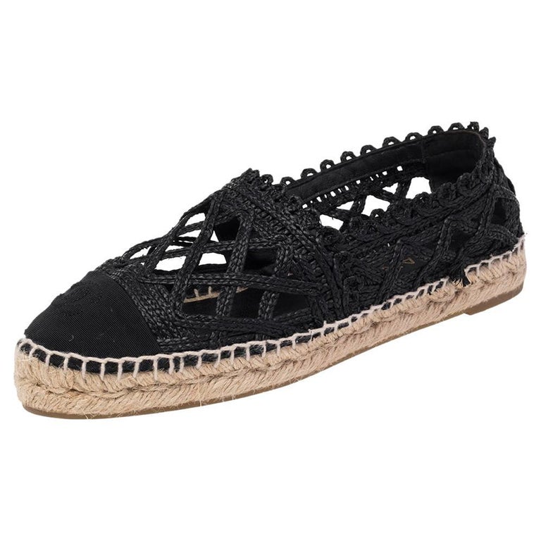 Chanel Black Woven Raffia And Grosgrain Cap Toe CC Espadrille Flat Size ...