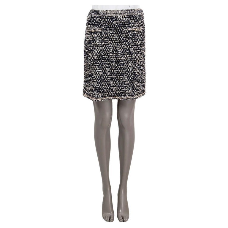 CHANEL blue and beige rayon 2011 11P KNIT MINI Skirt 36 XS For Sale at ...