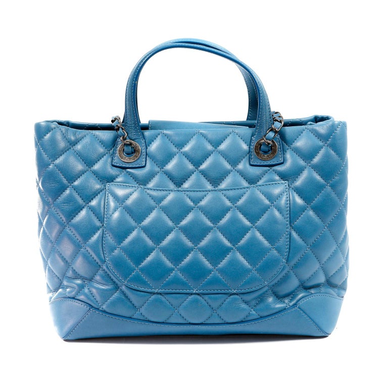 Chanel Blue Lambskin Tote at 1stDibs | blue lambskin chanel tote ...