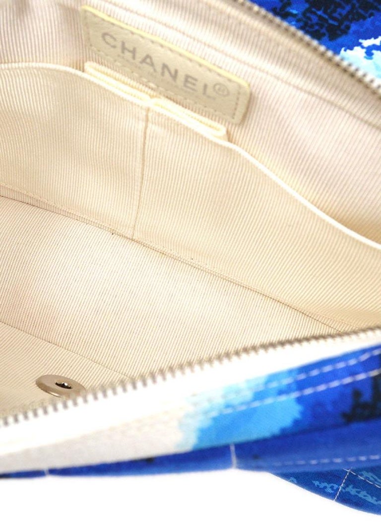 CHANEL Blue Red White Water Wave Silver Hardware Medium Shoulder Flap ...