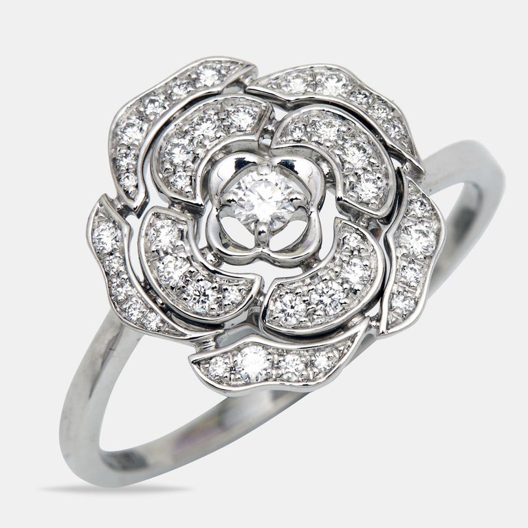 Chanel Bouton de Camélia Diamond Flower 18K White Gold Ring Size 59 For ...