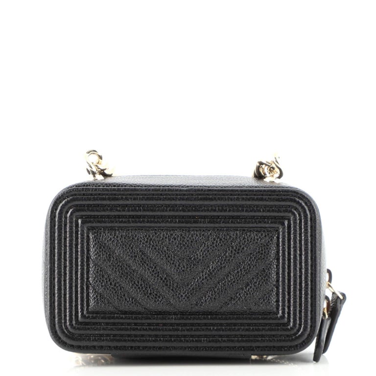 Chanel Boy Clutch with Chain Quilted Caviar For Sale at 1stDibs