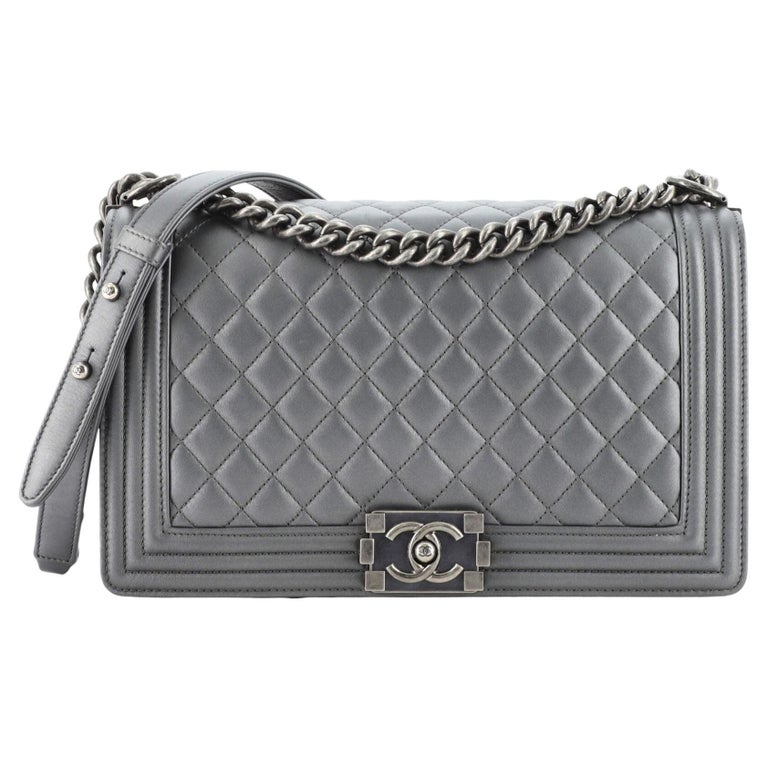 Chanel Boy Flap Bag Quilted Lambskin New Medium For Sale at 1stDibs