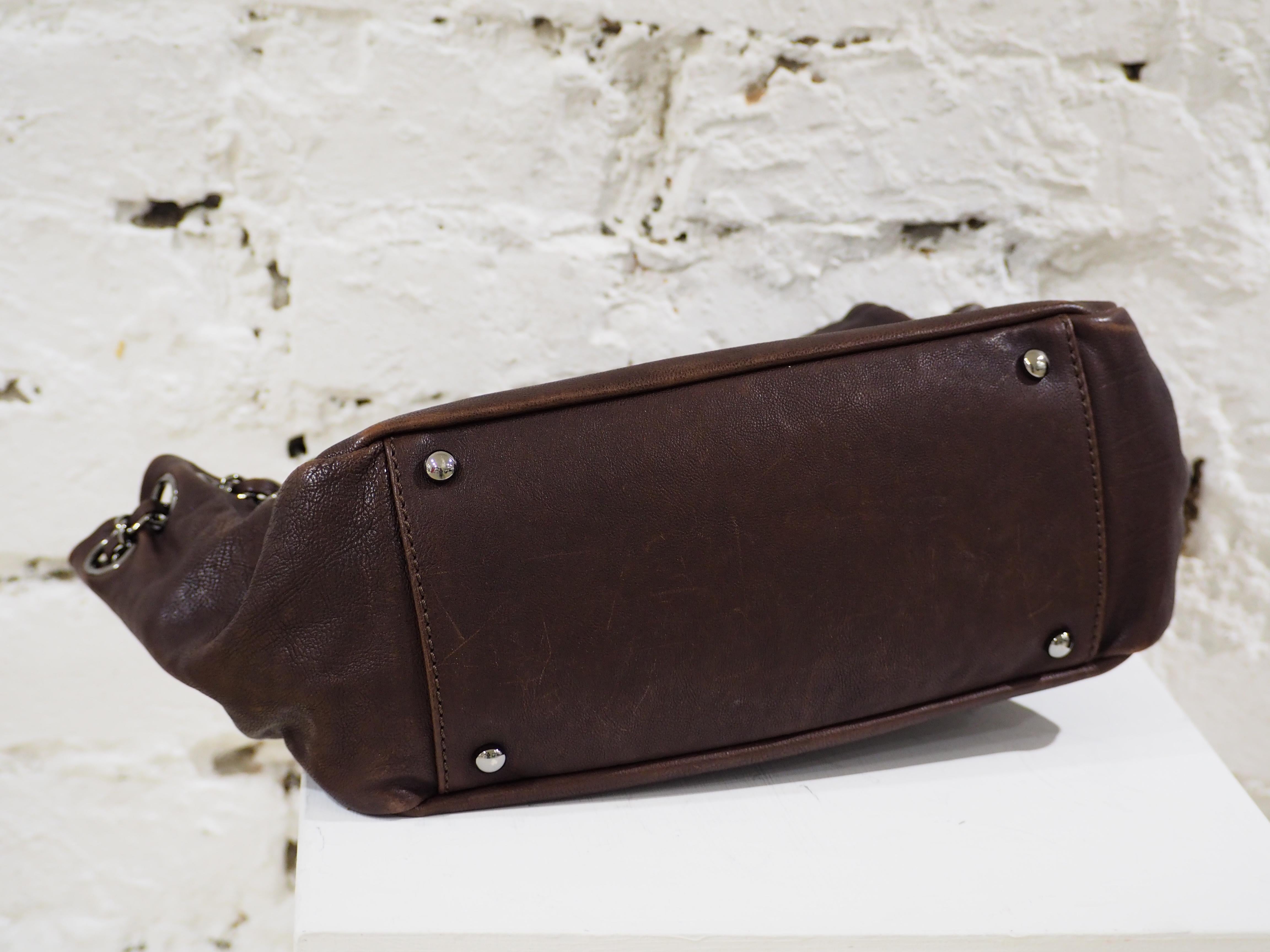 Chanel brown leather shoulder bag For Sale at 1stDibs | chanel brown ...