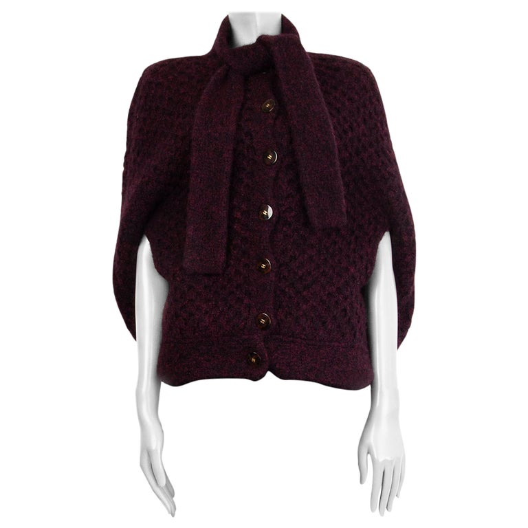 CHANEL burgundy cashmere COSMOPOLITE Cape Jacket 34 36 XS For Sale at ...