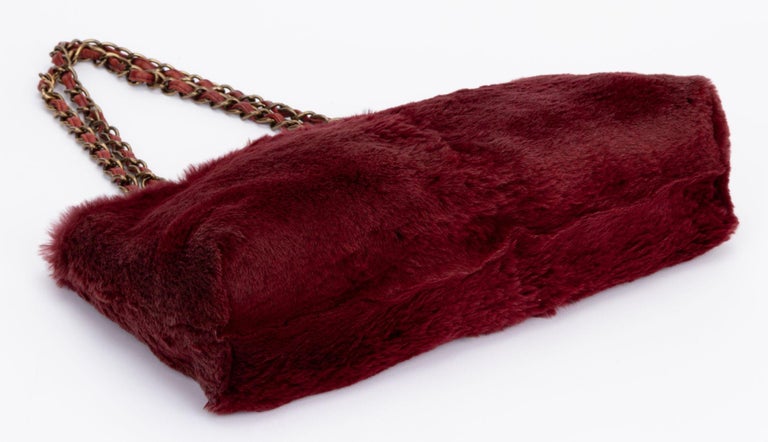 Chanel Burgundy Rabbit Shoulder Bag For Sale at 1stDibs
