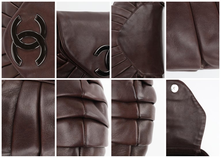 CHANEL c.2004 Hickory Brown Lambskin Leather Pleated Chain-Link Shoulder Bag at 1stDibs