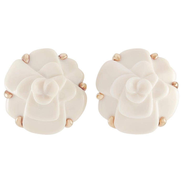 Chanel Camélia 18 Karat Yellow Gold White Agate Clip-On Earrings For ...