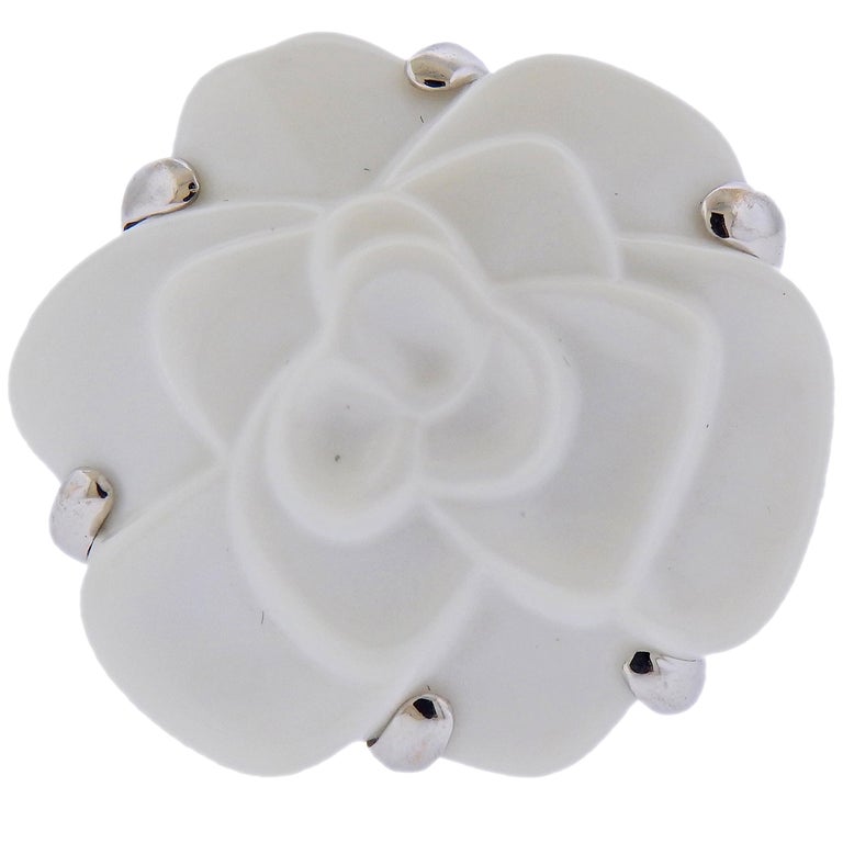 Chanel Camellia White Ceramic Gold Flower Ring at 1stDibs