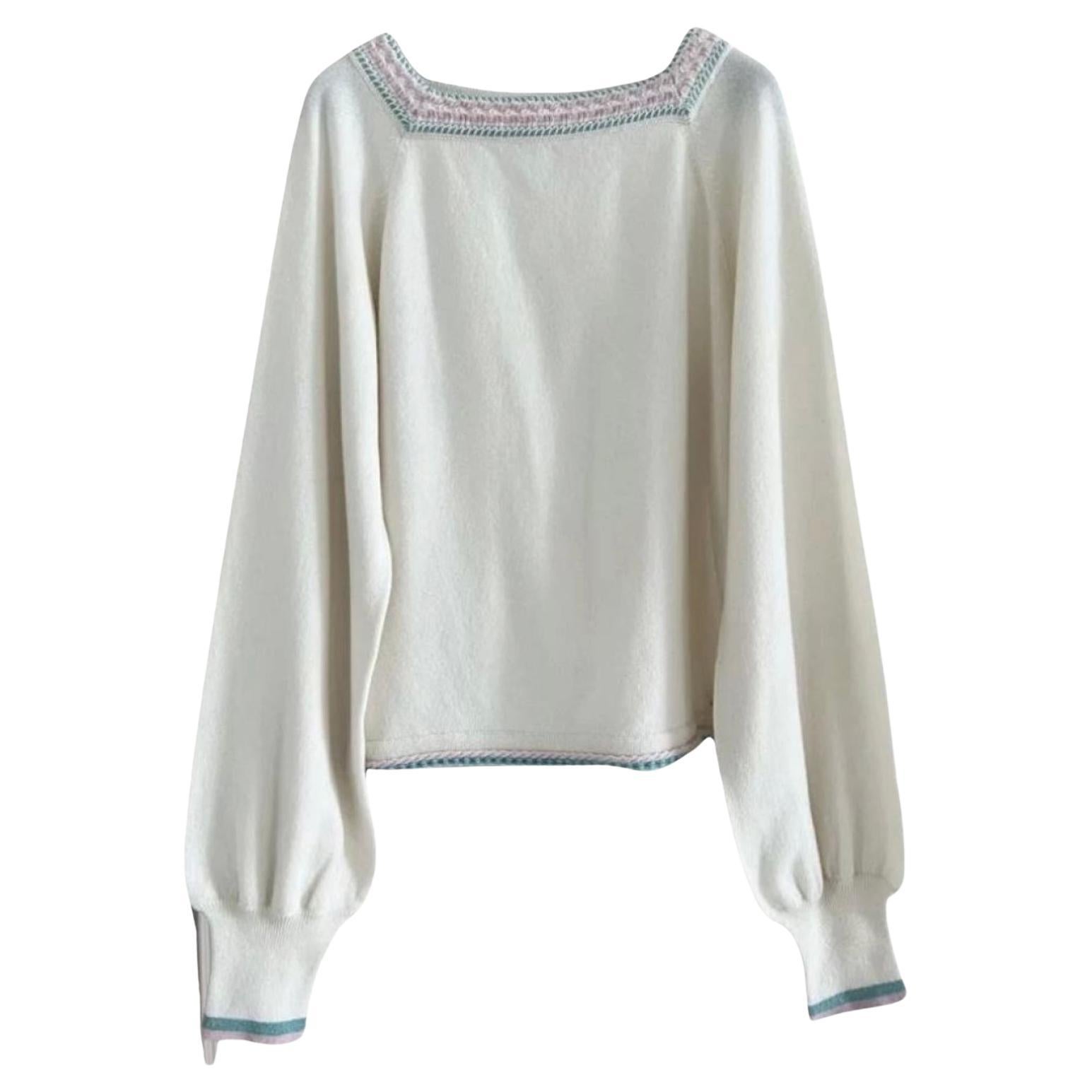 Chanel Cashmere Jumper Paris/Seoul Collection For Sale at 1stDibs