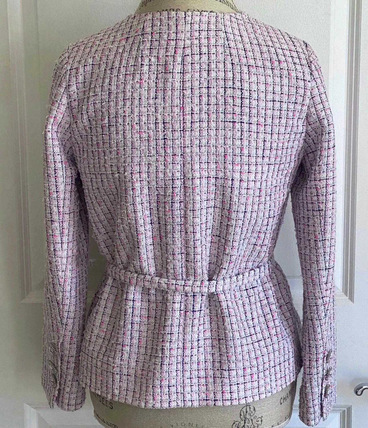 Chanel CC Buttons Lavender Tweed Jacket with Belt For Sale at 1stDibs