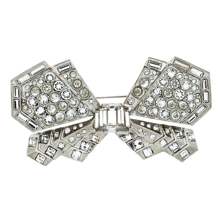 Chanel CC Crystal Bow Silver Tone Brooch For Sale at 1stDibs