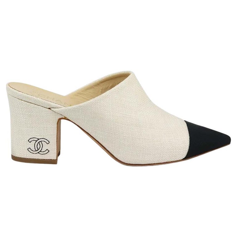 Chanel CC Detailed Two Tone Canvas Mules EU 39 UK 6 US 9 For Sale at ...