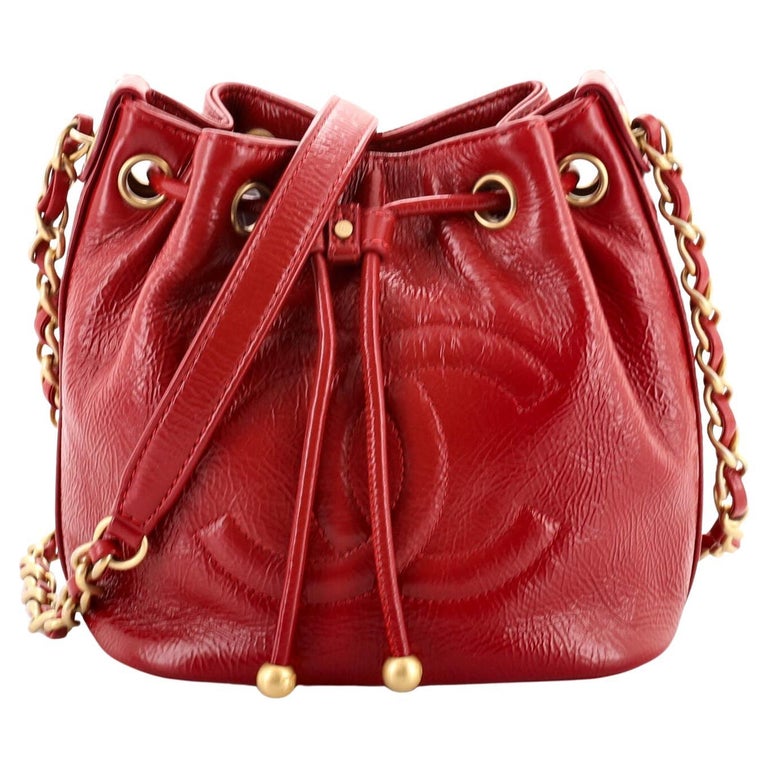 Chanel CC Drawstring Bucket Bag Shiny Aged Calfskin Small For Sale at ...