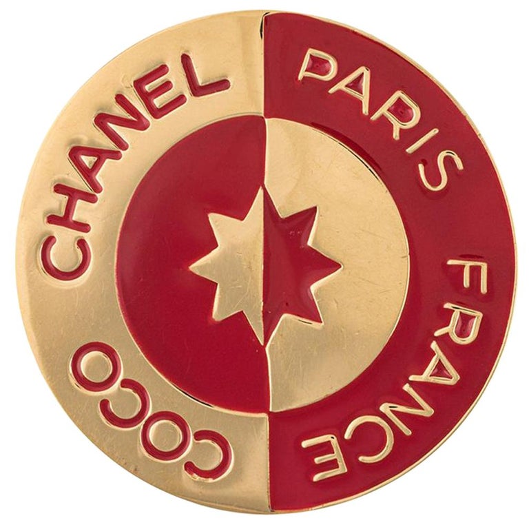 Chanel CC Emblem Logo Bi-colour Brooch at 1stDibs