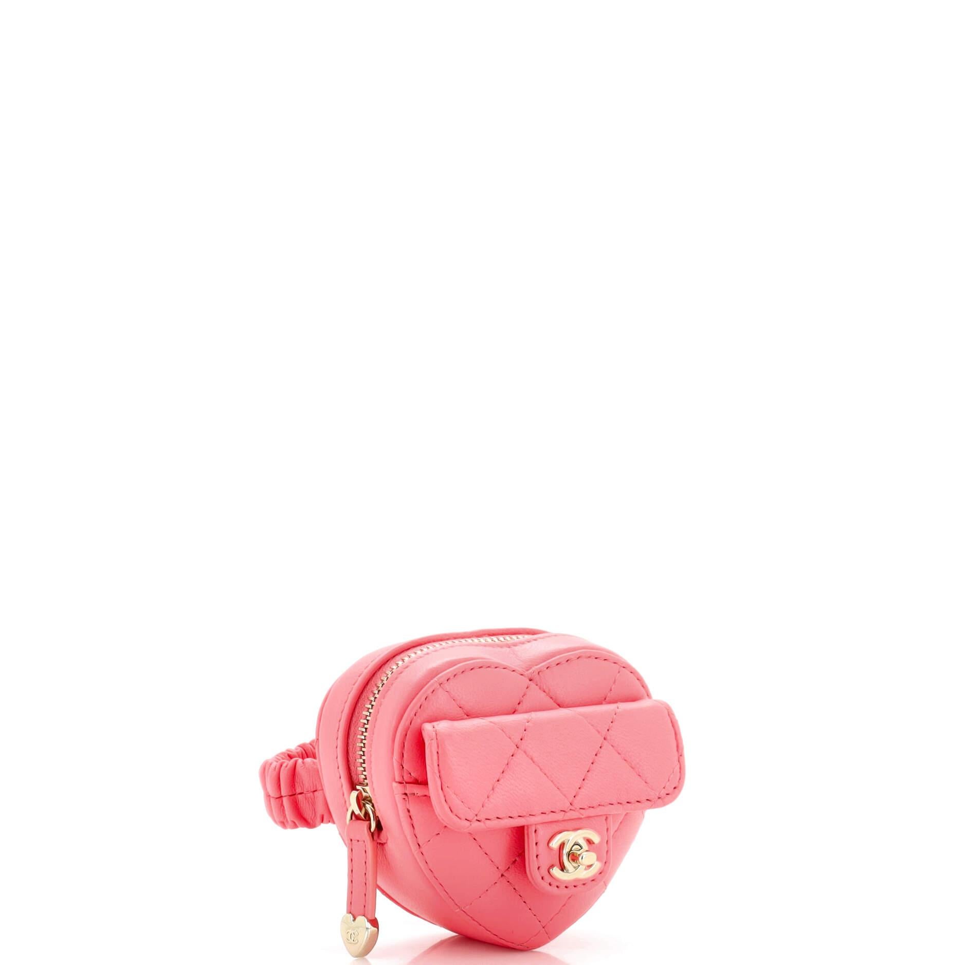 Chanel CC in Love Heart Arm Zip Coin Purse Quilted Lambskin For Sale at ...