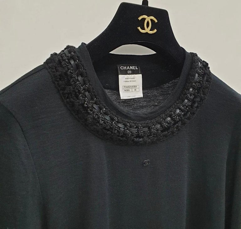 Chanel CC Logo Black Wool Longsleeve Top For Sale at 1stDibs