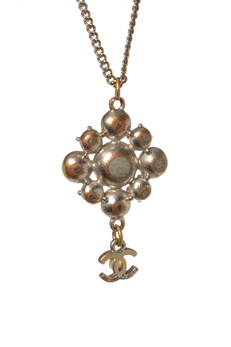 Chanel CC Logo Crystal Cluster Necklace For Sale at 1stDibs