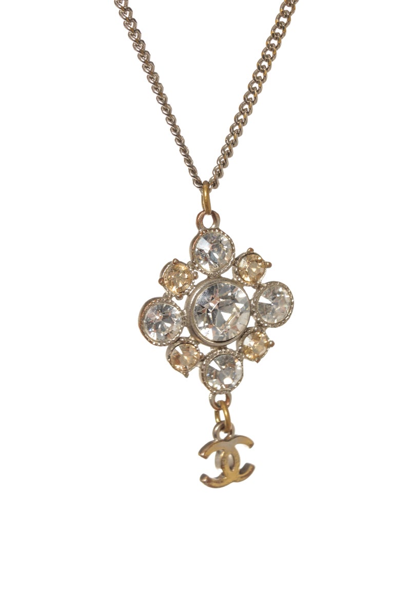 Chanel CC Logo Crystal Cluster Necklace For Sale at 1stDibs