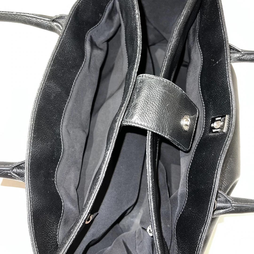 Chanel “Cerf” Handbag at 1stDibs | chanel classic tote, chanel cerf ...