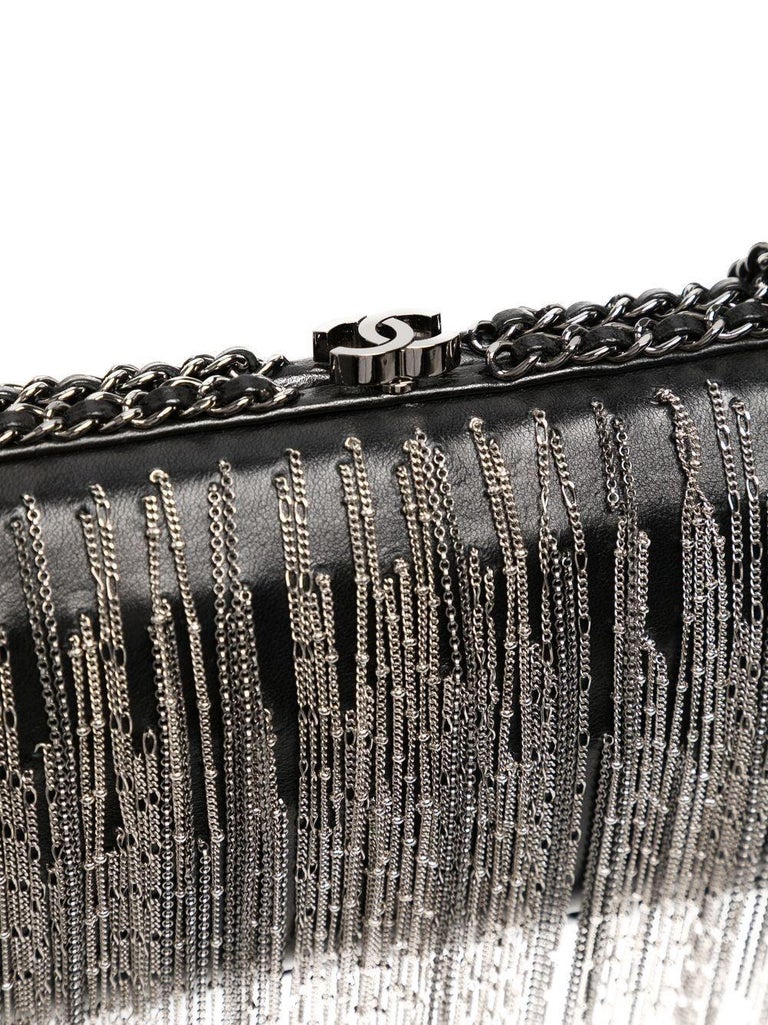 Chanel Chain Detailed Clutch For Sale at 1stDibs