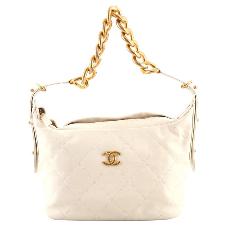 Chanel Chain Link Zip Hobo Quilted Calfskin Medium at 1stDibs | linkzip