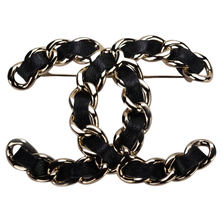 Chanel Champagne Gold Leather CC Pin NIB For Sale at 1stDibs