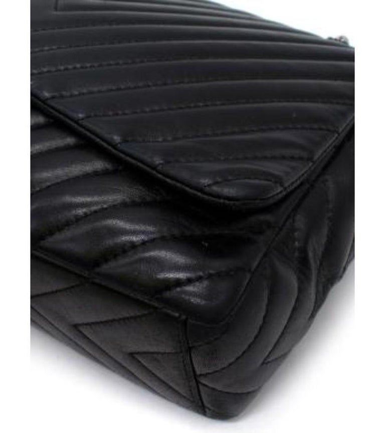 Chanel Chevron Quilted Jumbo Single Flap Bag For Sale at 1stDibs
