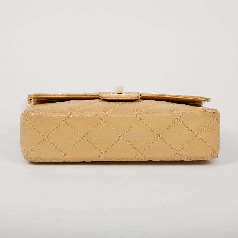 CHANEL Classic Beige 25cm Bag For Sale at 1stDibs | beige chanel flap ...