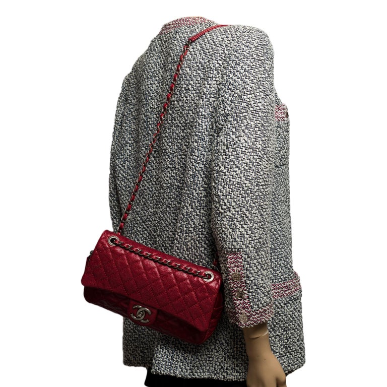 Chanel Classic Double flap shoulder bag in red caviar quilted leather ...