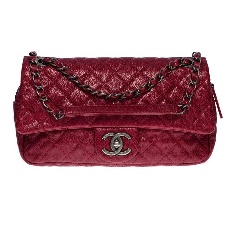 Chanel Classic Double flap shoulder bag in red caviar quilted leather ...