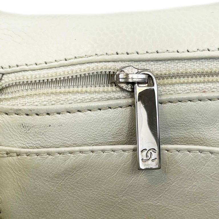 CHANEL - Classic Maxi CC Ecru Single Flap Shoulder Bag For Sale at 1stDibs