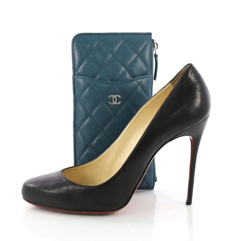 Chanel Classic Phone Case Pouch Quilted Caviar at 1stDibs | chanel ...