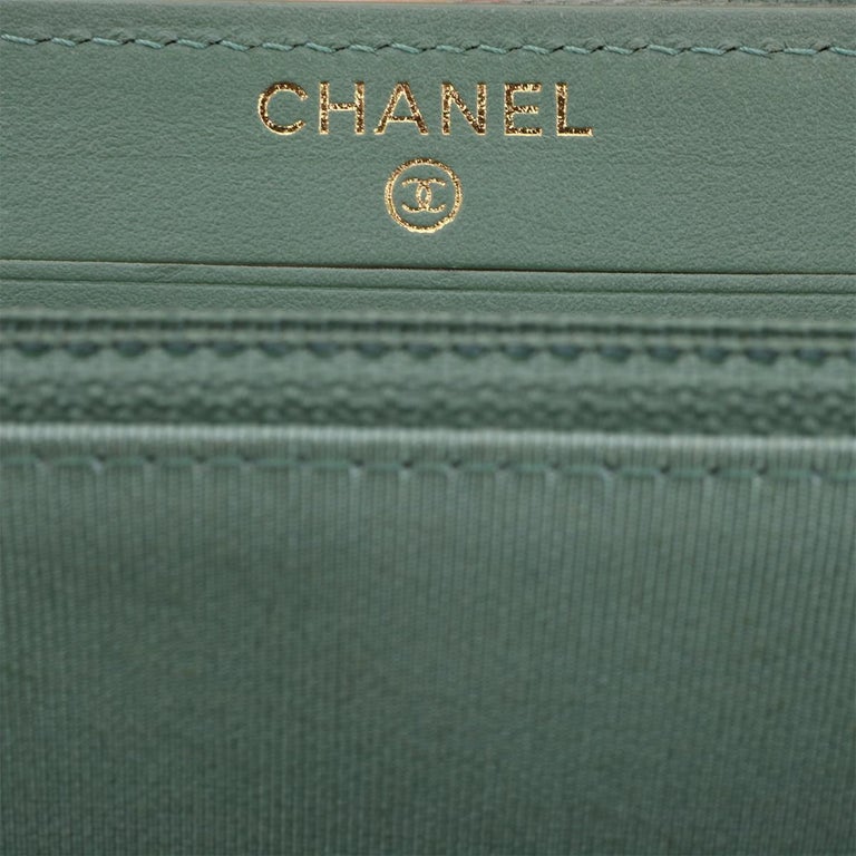 CHANEL Classic Zipped Wallet Medium Green Caviar Iridescent with ...