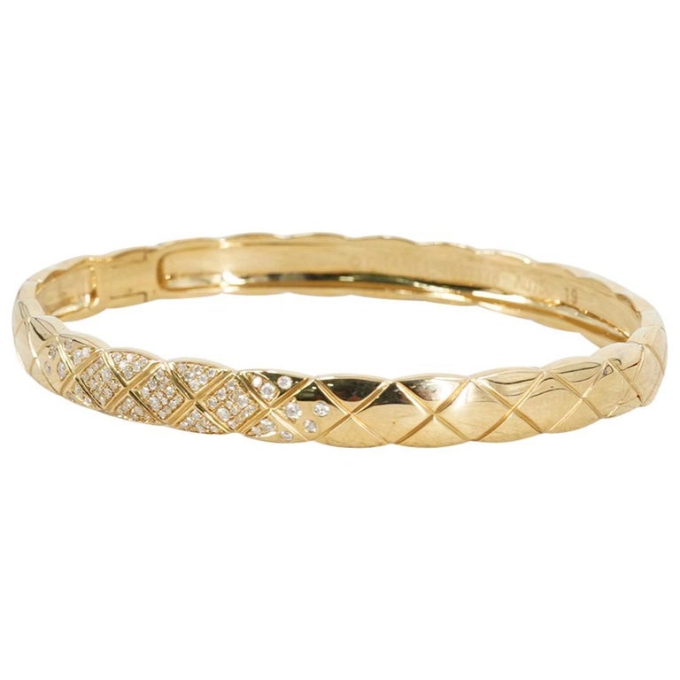 Chanel Coco Crush Classic Quilted 18k and .25 Ctw Diamond Bangle ...