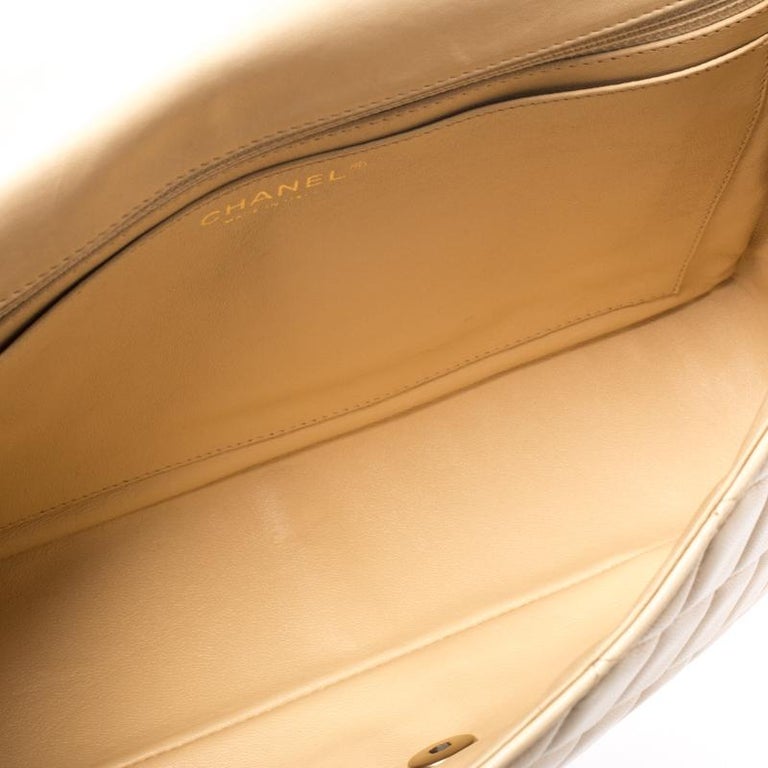 Chanel Cream Quilted Leather Jumbo Classic Single Flap Bag For Sale at ...