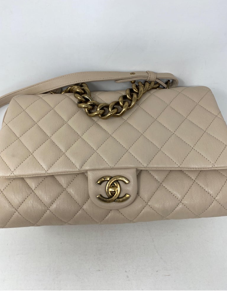 Chanel Cream Trapezio Bag at 1stDibs | chanel trapezio bag