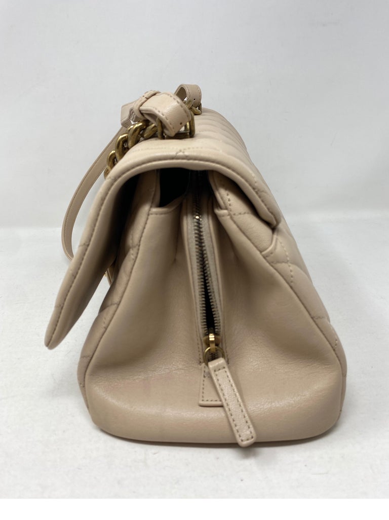 Chanel Cream Trapezio Bag at 1stDibs | chanel trapezio bag