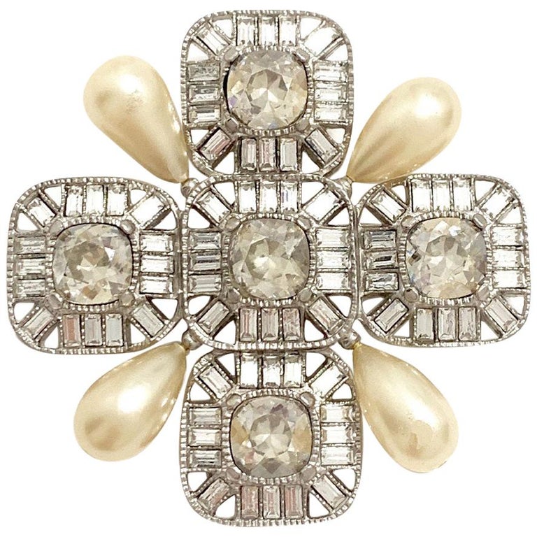 CHANEL Cross Rhinestone Brooch For Sale at 1stDibs | chanel cross brooch