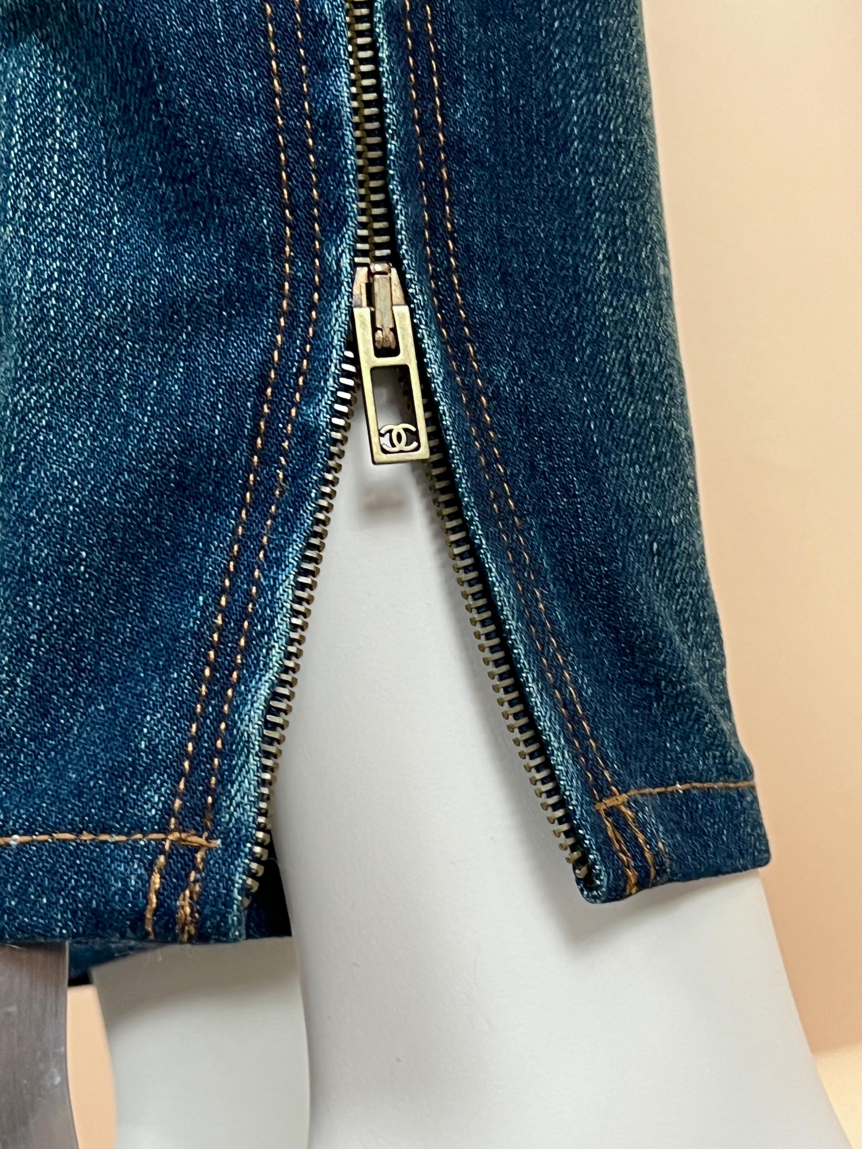 Chanel Dallas Collection Runway Jeans For Sale at 1stDibs