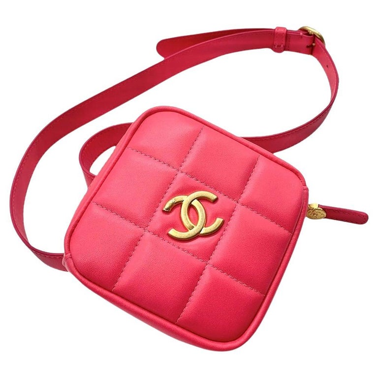 Chanel Diamond Belt Coin Purse For Sale at 1stDibs